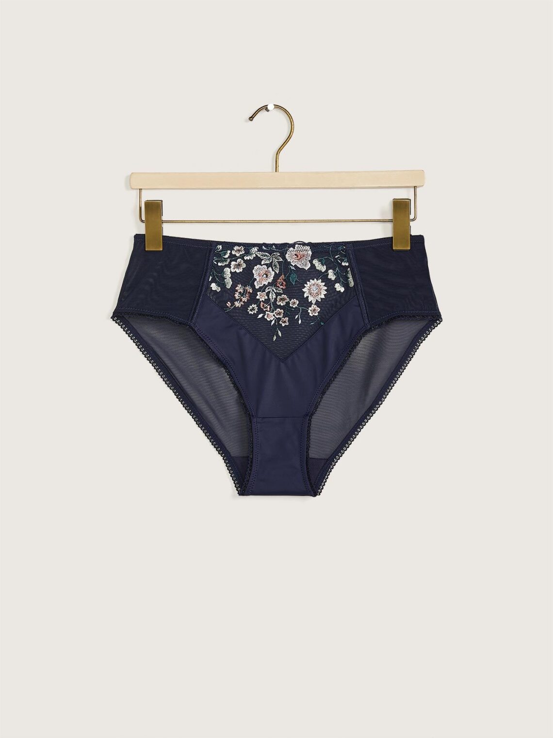 Where To Find Plus Size Underwear, From The Every Day To The Luxurious ...